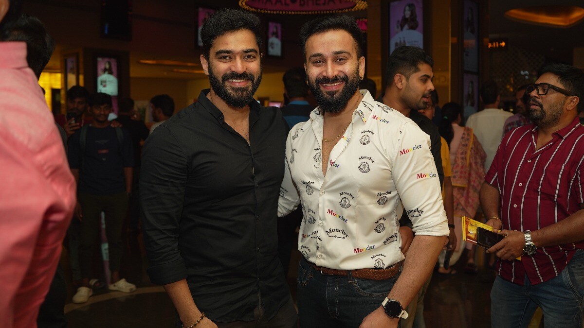 Glimpses from the star-studded Vijayanand premiere