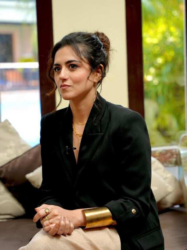 Ridhi Dogra makes a style statement with her recent look – OTTplay